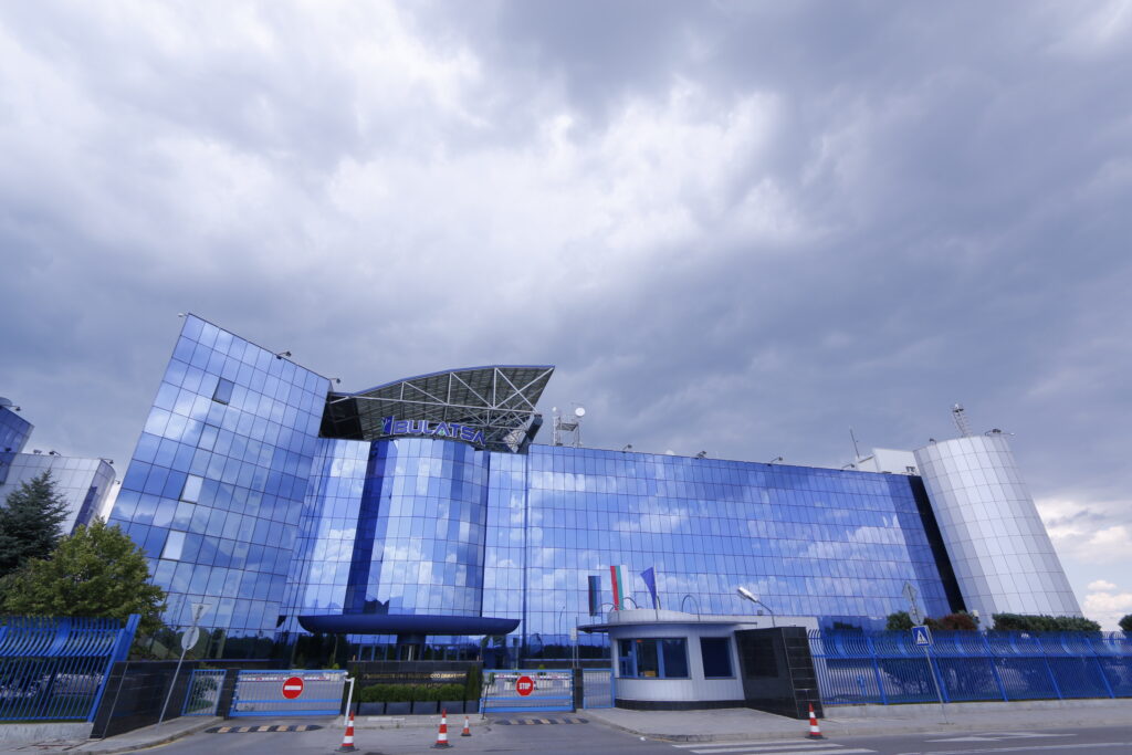 Bulatsa преустановява набирането на ръководители на полети до 2022г